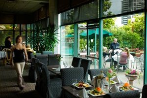 Executive Hotel Burnaby, BC - See Discounts