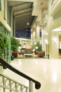 Executive Plaza Hotel Coquitlam, BC - See Discounts
