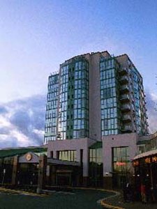 Executive Plaza Hotel Coquitlam, BC - See Discounts