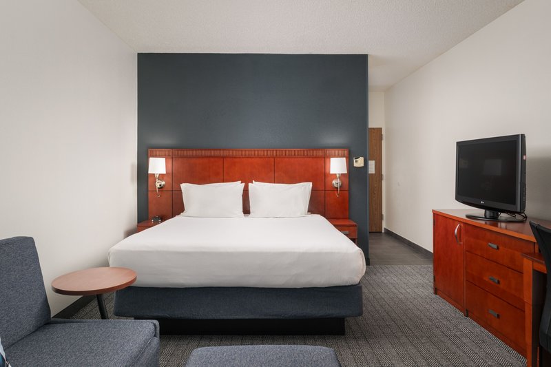Courtyard By Marriott Melbourne West in Melbourne - Trip Canvas