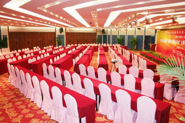 Long Cheng International Hotel Plaz in - Trip Canvas