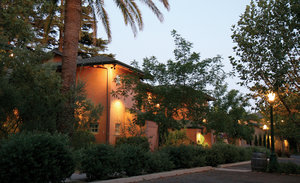 Wine & Roses Hotel Lodi, CA - See Discounts