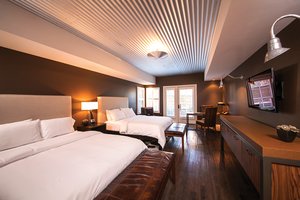 Wine & Roses Hotel Lodi, CA - See Discounts