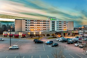 Holiday Inn Laval, QC - See Discounts