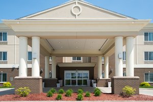 Holiday Inn Express Hotel & Suites Albert Lea, MN - See Discounts