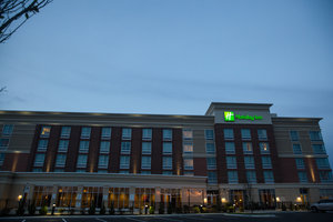Holiday Inn Murfreesboro, TN - See Discounts