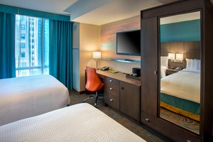 Courtyard by Marriott Hotel Chelsea New York, NY - See Discounts