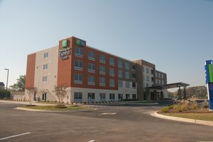 Holiday Inn Express & Suites Decatur, AL - See Discounts