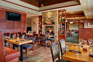 Four Points by Sheraton Hotel Moncton, NB - See Discounts