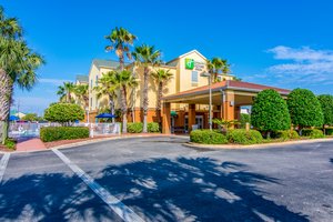 Holiday Inn Express & Suites Destin Beach, FL - See Discounts