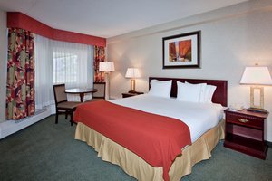 Holiday Inn Express Hotel & Suites Hinton, AB - See Discounts