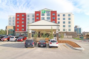 Holiday Inn Express Banff Trail Calgary, AB - See Discounts