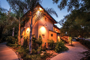 Wine & Roses Hotel Lodi, CA - See Discounts