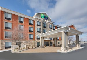 Holiday Inn Express & Suites Mitchell, SD - See Discounts