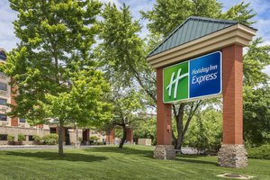 Holiday Inn Express Branson, MO - See Discounts