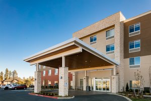 Holiday Inn Express Hotel & Suites Bend, OR - See Discounts