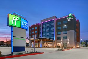 Holiday Inn Express & Suites City Centre Houston, TX - See Discounts