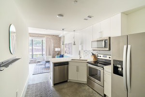 Sonder Hotel at LC SoBro Downtown Nashville - I-40, Exit 210C, TN - See ...