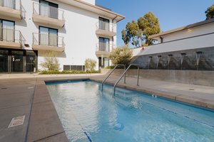 Sonder Lum Hotel Inglewood, CA - See Discounts