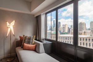 voco Hotel Downtown Chicago, IL - See Discounts