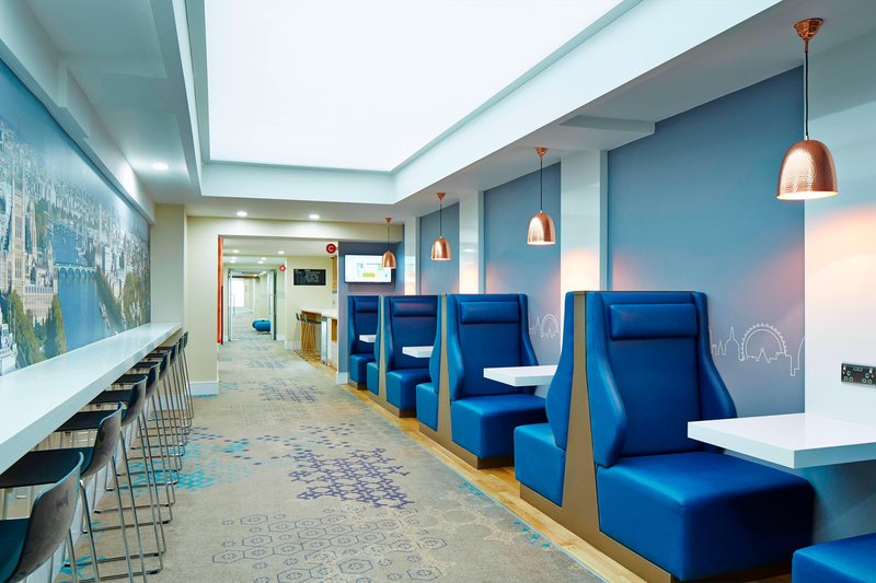 London Marriott Hotel Kensington in London - Trip Canvas